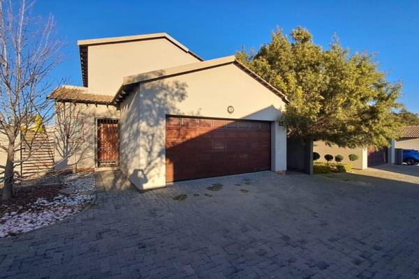 Country View, Midrand Property : Houses for sale in Country View ...