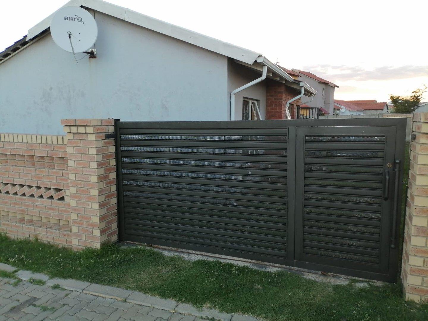 Sharon Park Property : Property and houses to rent in Sharon Park ...