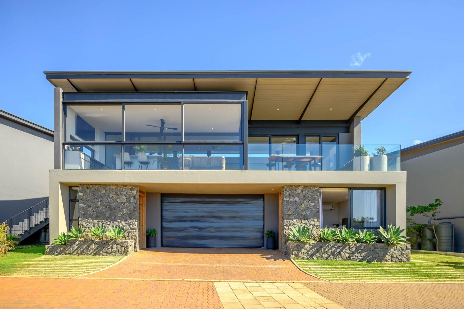 4 Bedroom House for sale in Sibaya Precinct - P24-114163856