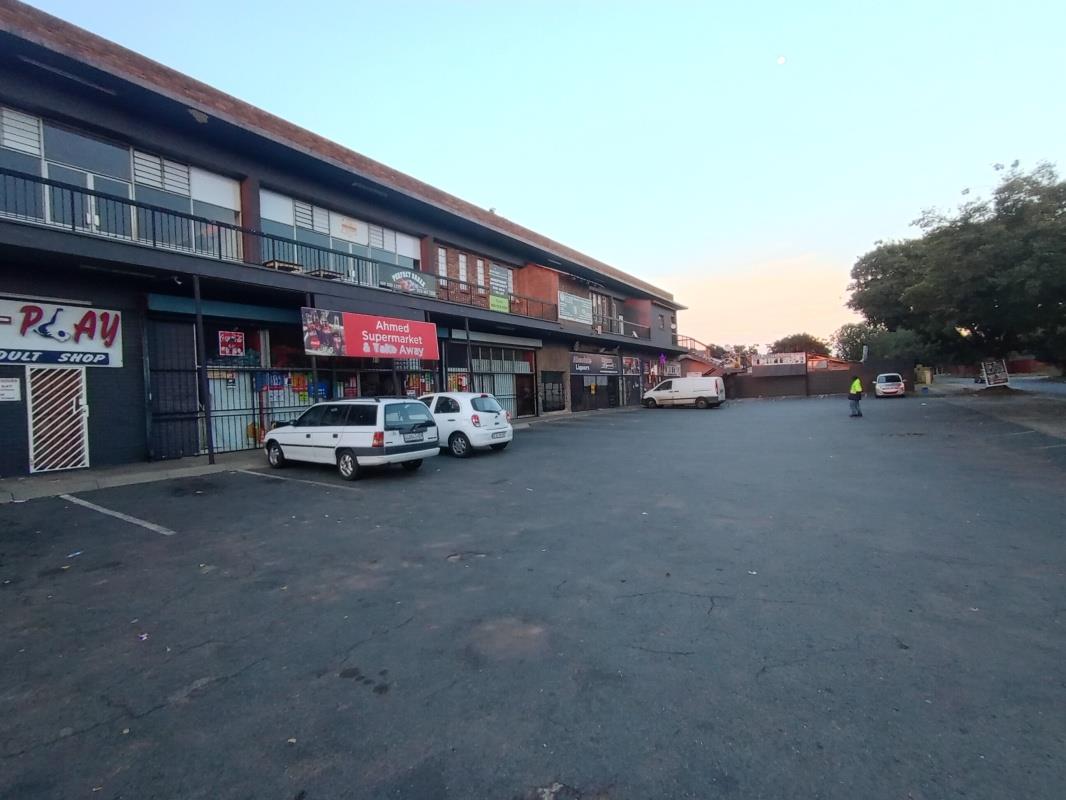 Commercial property for sale in Impala Park - P24-114222713