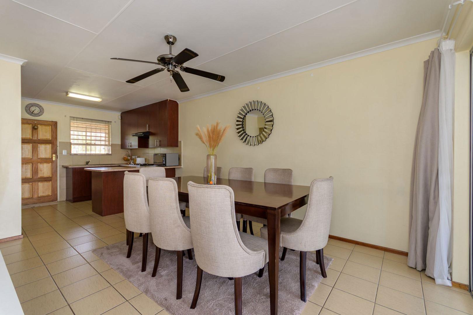 3 Bedroom Townhouse for sale in Terenure - 8 Bergrivier Drive - P24 ...