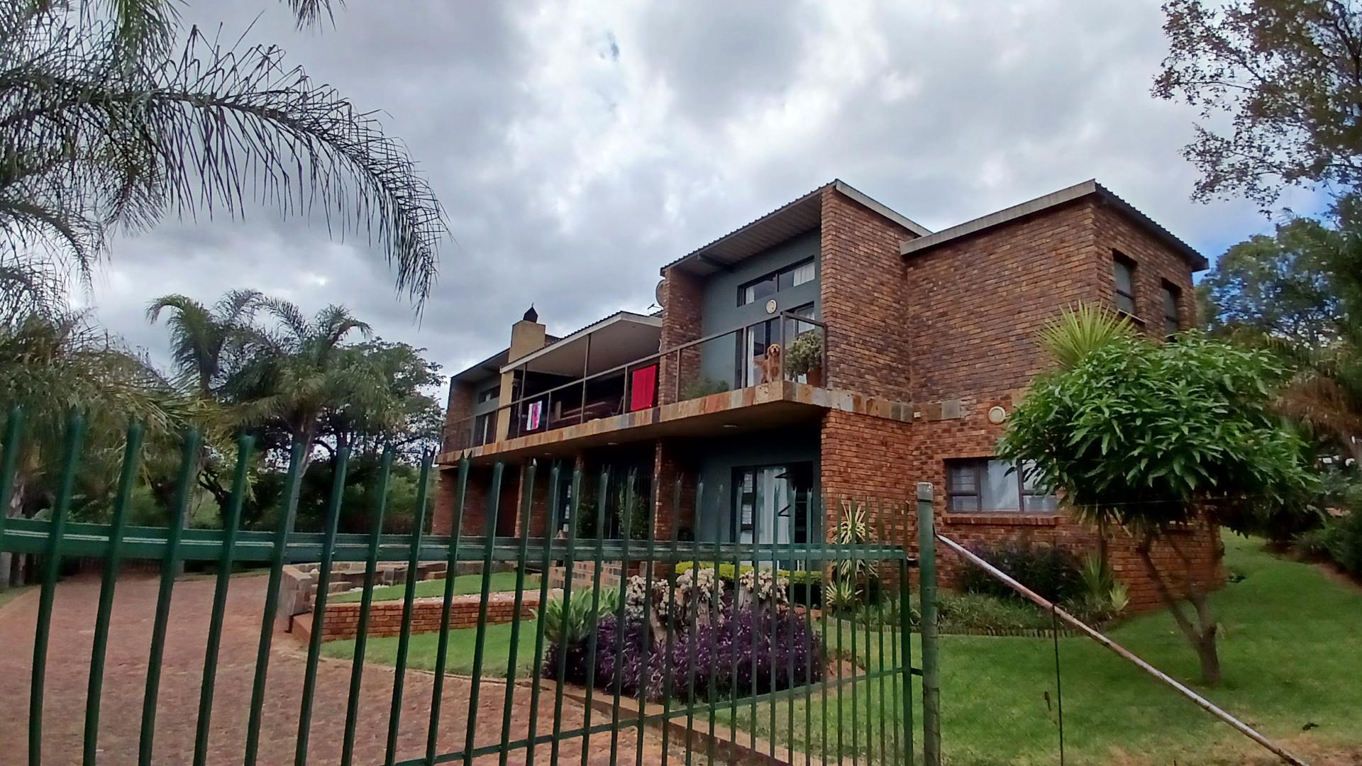 Farm for sale in Zandfontein AH - P24-114265597