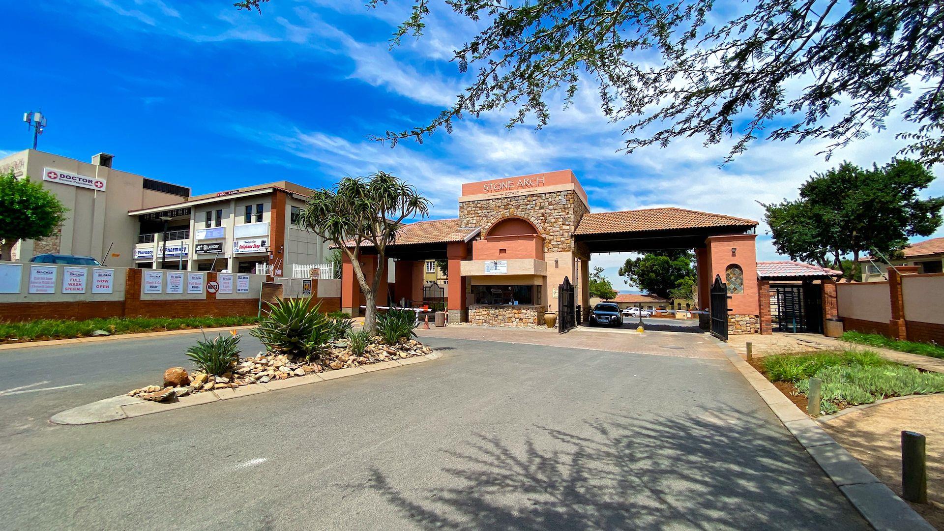 Castleview Property : Property and houses to rent in Castleview : Property24.com