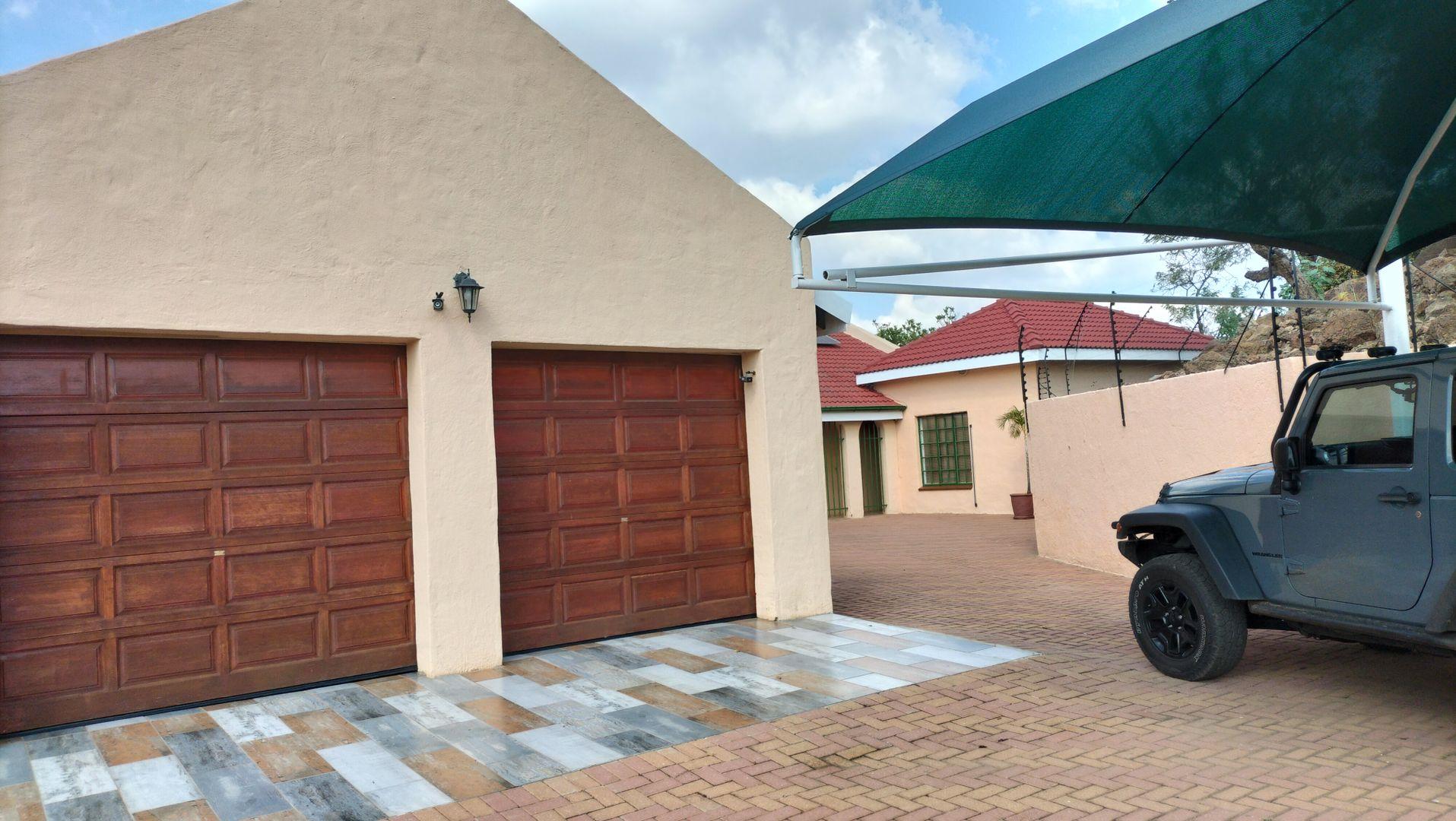 5 Bedroom House for sale in Dalmada AH - P24-114285554