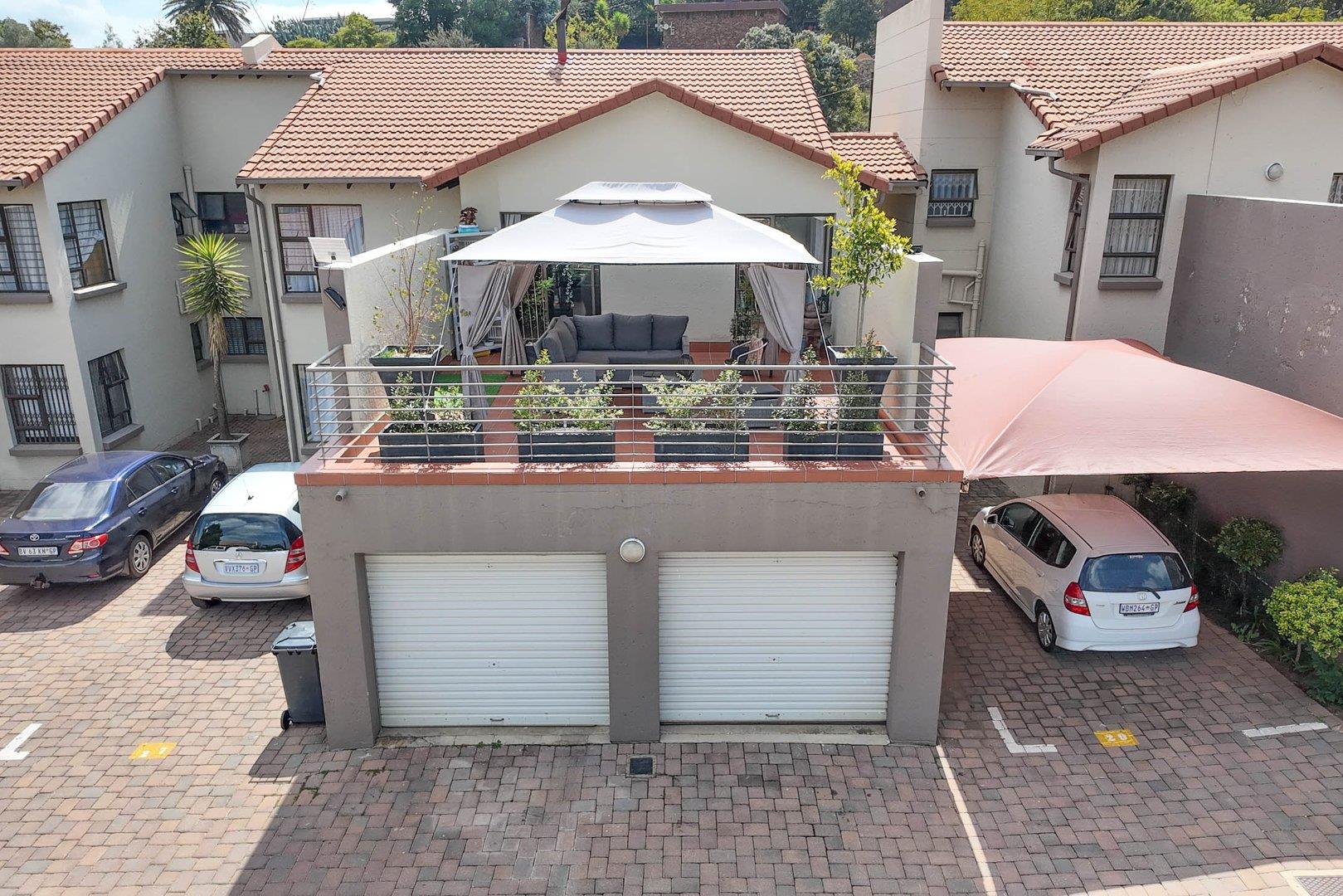 Linksfield Property : Townhouses for sale in Linksfield : Property24.com