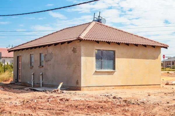 Lufhereng Property : Property and houses for sale in Lufhereng ...