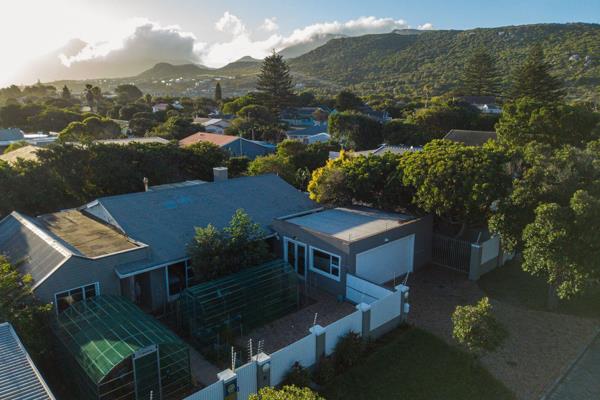 Sun Valley, Fish Hoek Property : Property and houses for sale in Sun ...