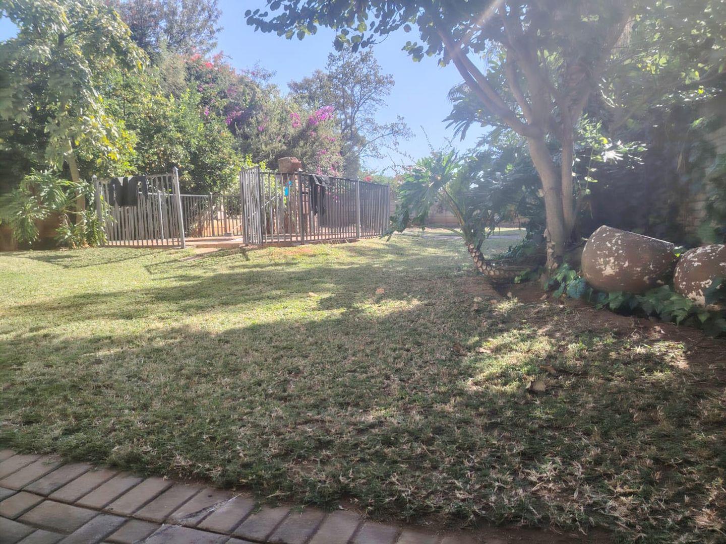 Geelhoutpark Property : Property and houses for sale in Geelhoutpark ...