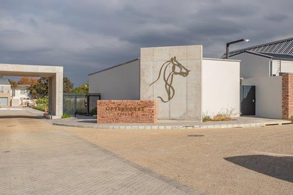 Property and houses for sale in Paarl : Paarl Property : Property24.com ...