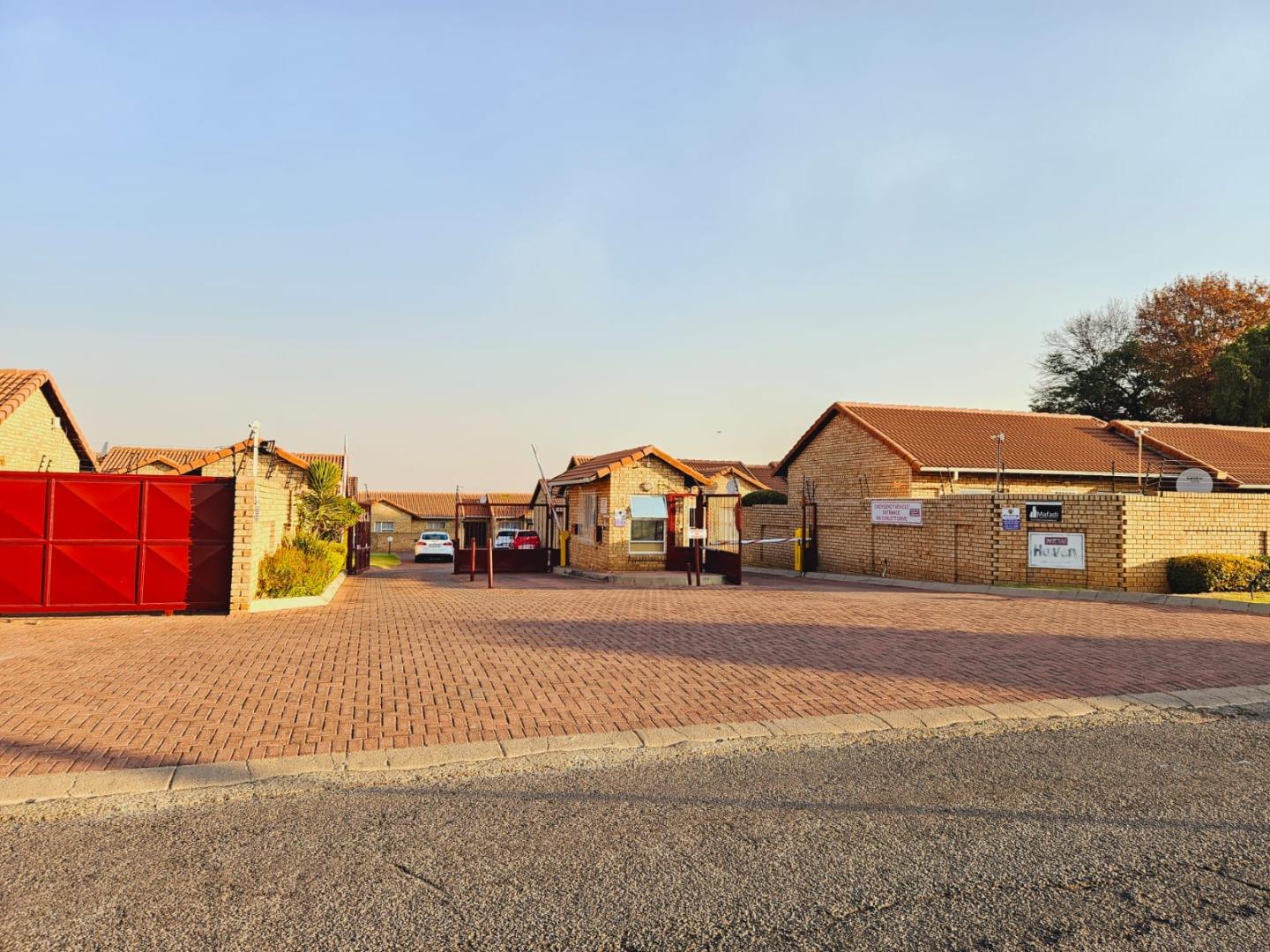 Groblerpark Property : Property and houses for sale in Groblerpark ...