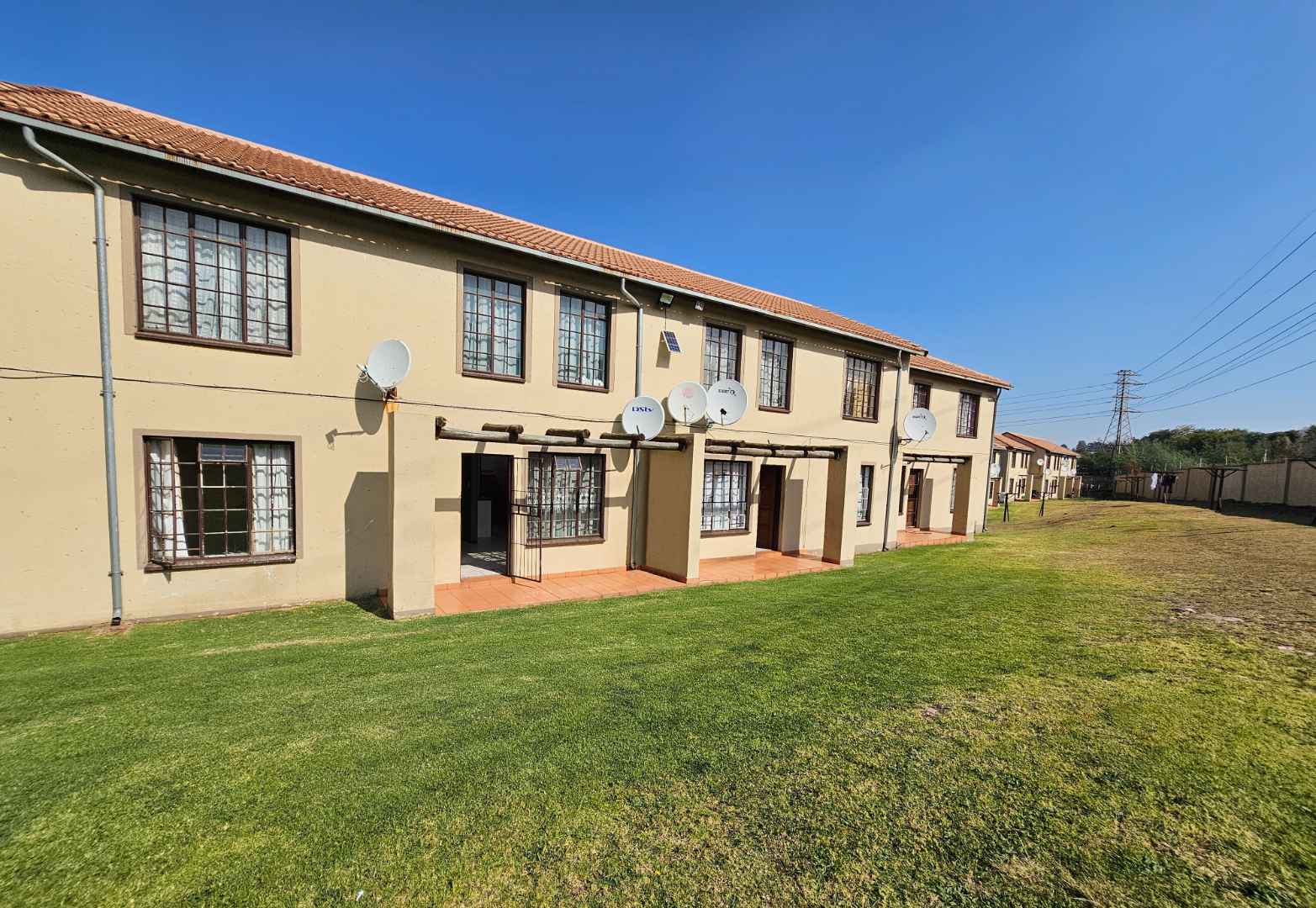 Property and houses for sale in Roodepoort : Roodepoort Property ...