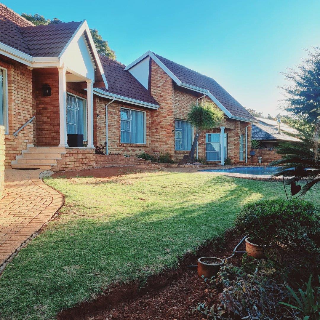 Property and houses for sale in Roodepoort : Roodepoort Property ...