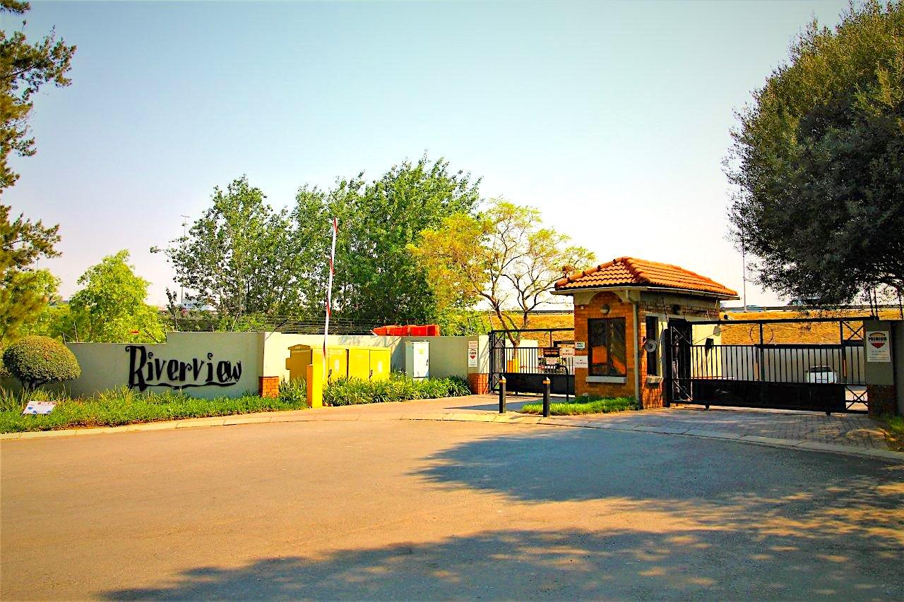 2 Bedroom Apartment / flat for sale in Rivonia - P24-109962661