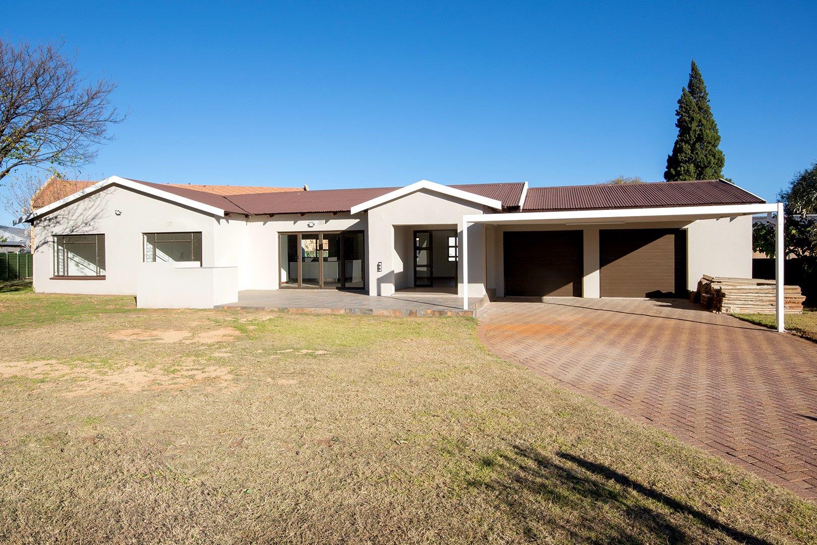 3 Bedroom House for sale in Heidelberg Central - 38 Rissik Street - P24 ...