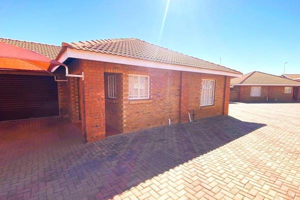 Bendor Ridge Property : Property and houses for sale in Bendor Ridge ...