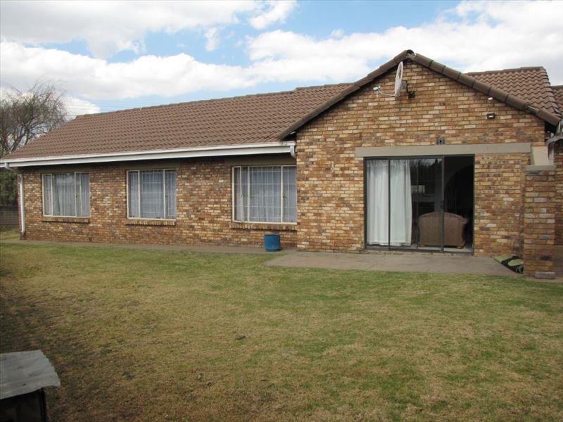 Rhodesfield Property : Property and houses for sale in Rhodesfield ...