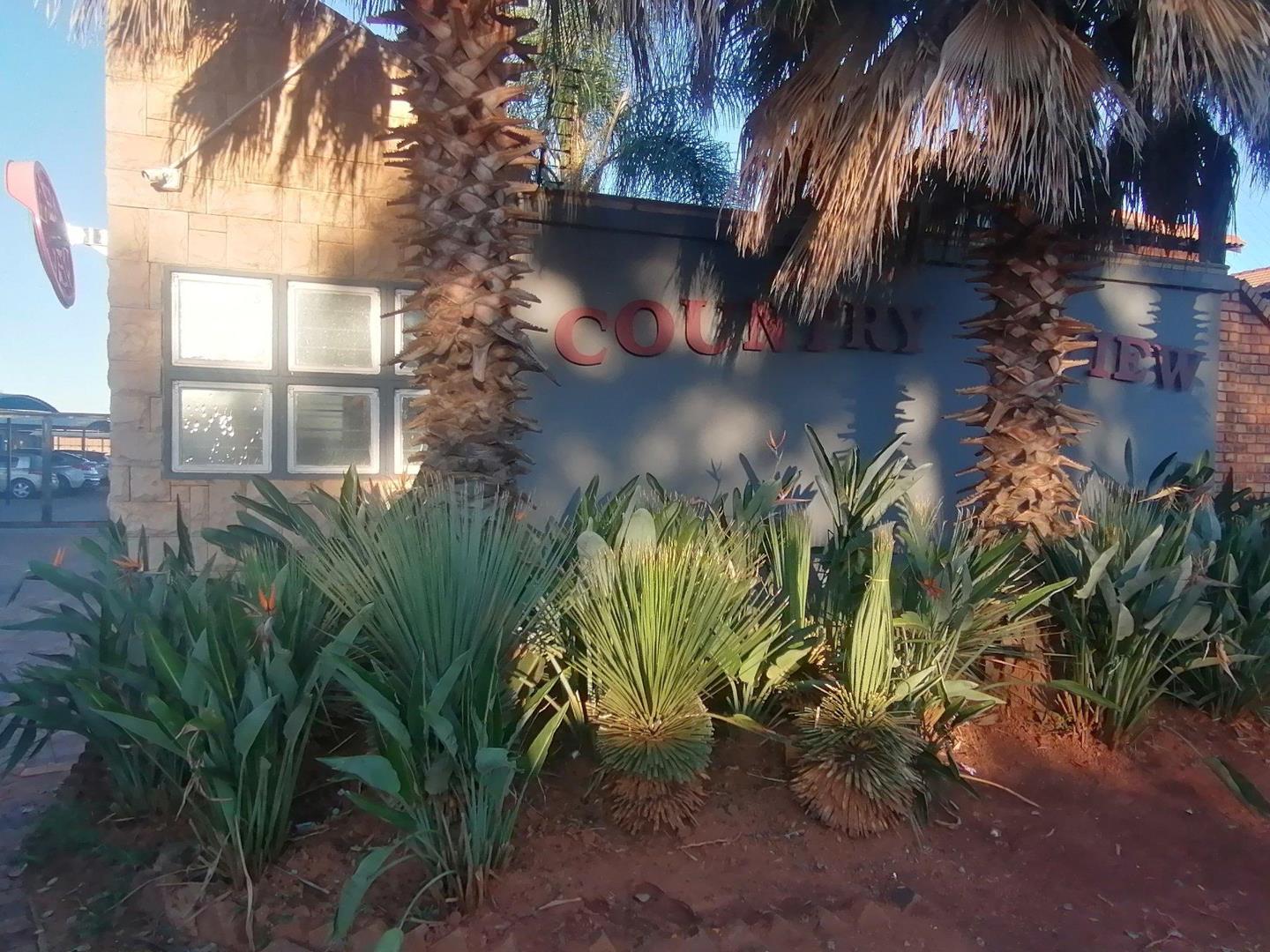 2 Bedroom Townhouse for sale in Pretoria West - 574 Fred Messenger Ave ...