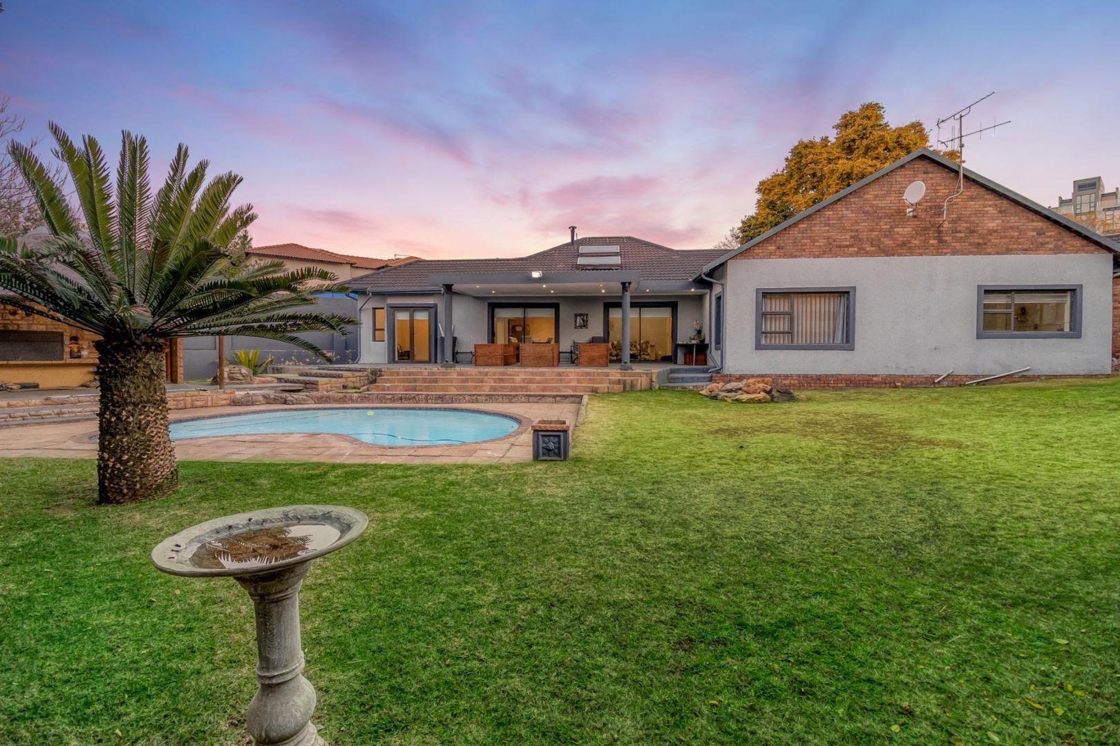 3 Bedroom House for sale in Victoria - P24-114624899