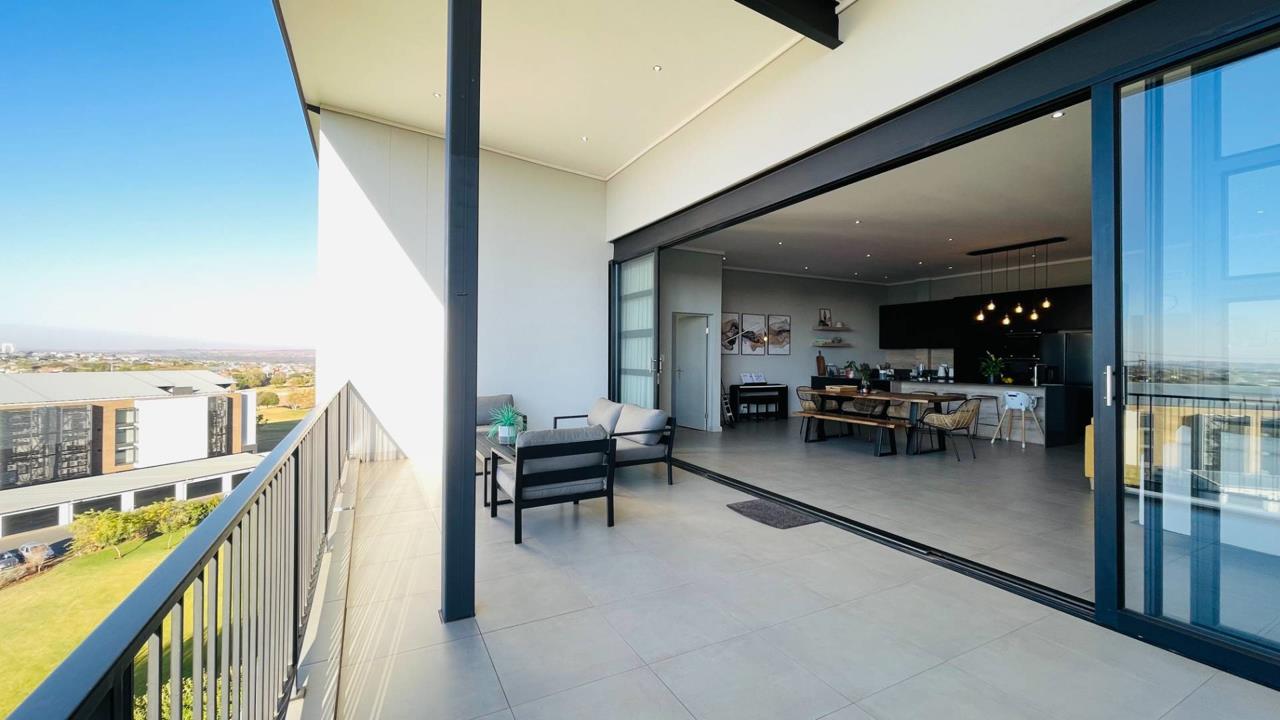 3 Bedroom Apartment / flat for sale in Midfield Estate - 20 Rainbow ...