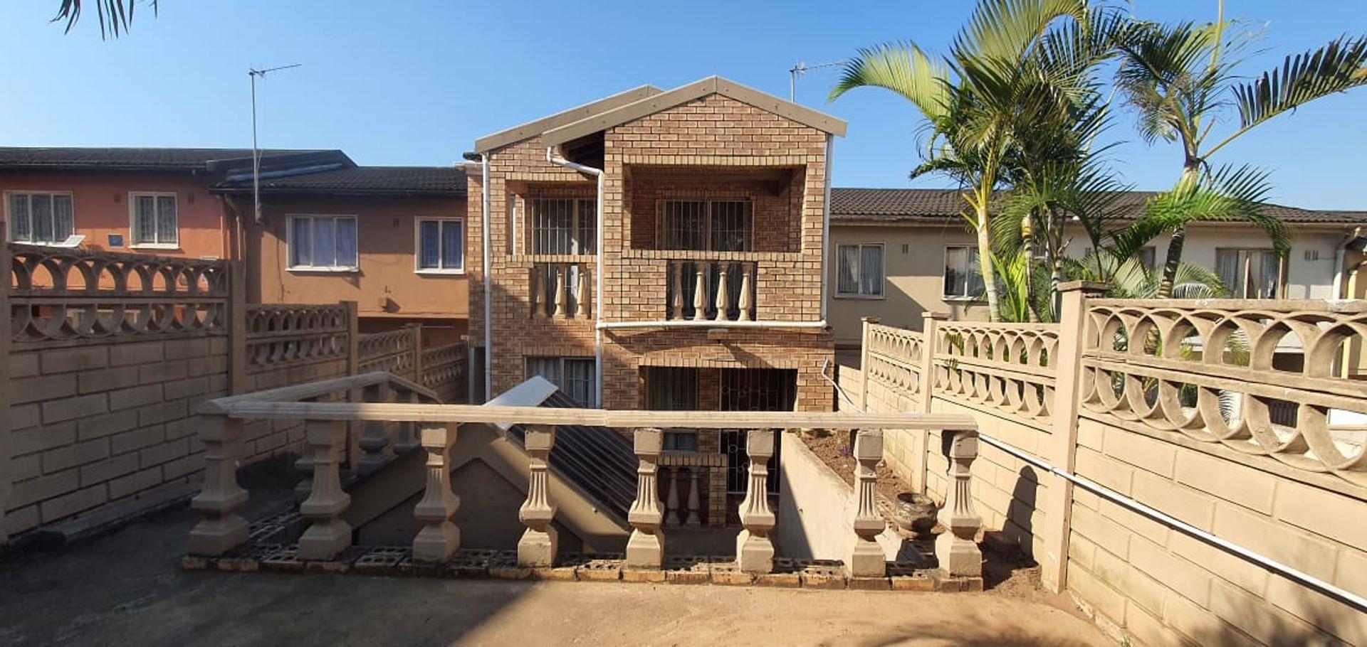 3 Bedroom House for sale in Northcroft - P24-114667428