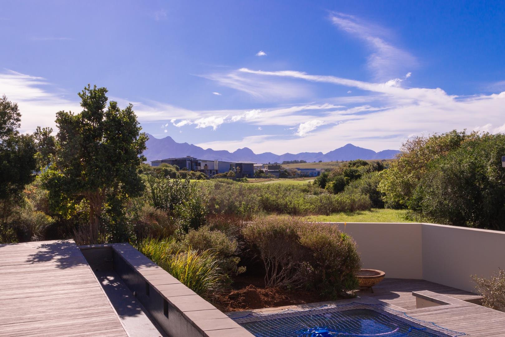 4 Bedroom House for sale in Oubaai - 1095 Aloe Hills - P24-114681365