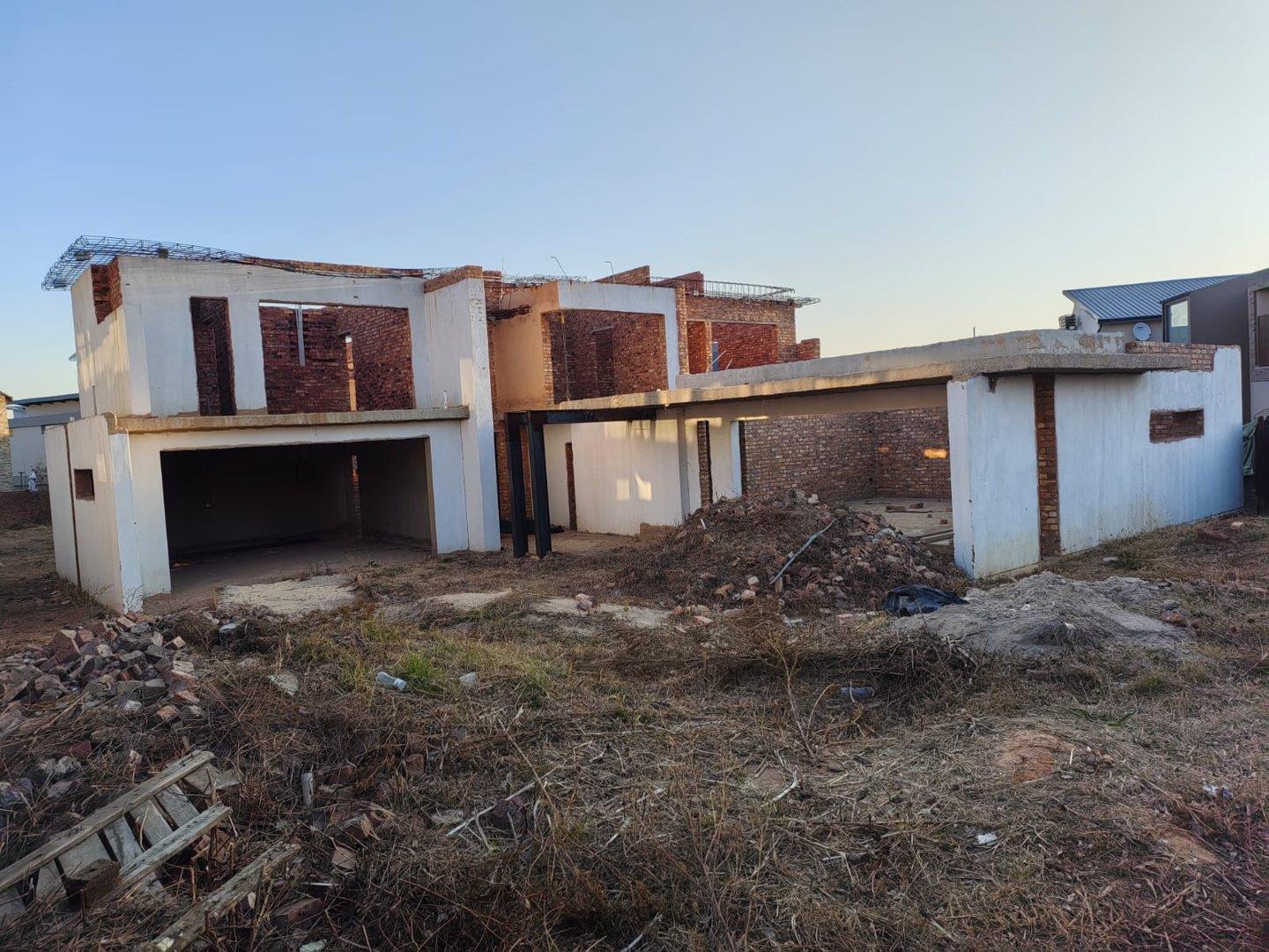 Midfield Estate Property : Property and houses for sale in Midfield ...