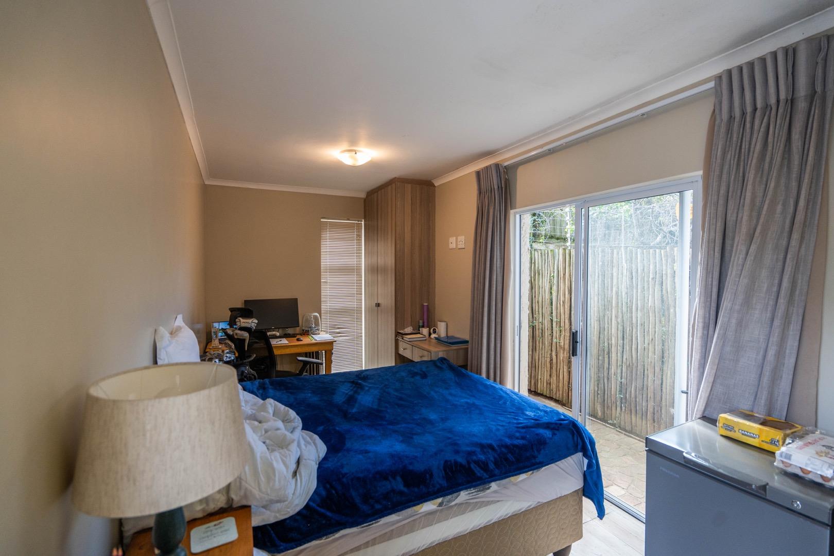 1 Bedroom Apartment / flat for sale in Grahamstown Central - 15 Little ...