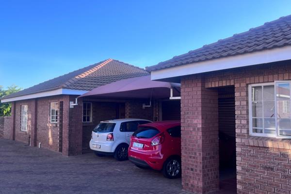 Bendor Ridge Property : Property and houses for sale in Bendor Ridge ...