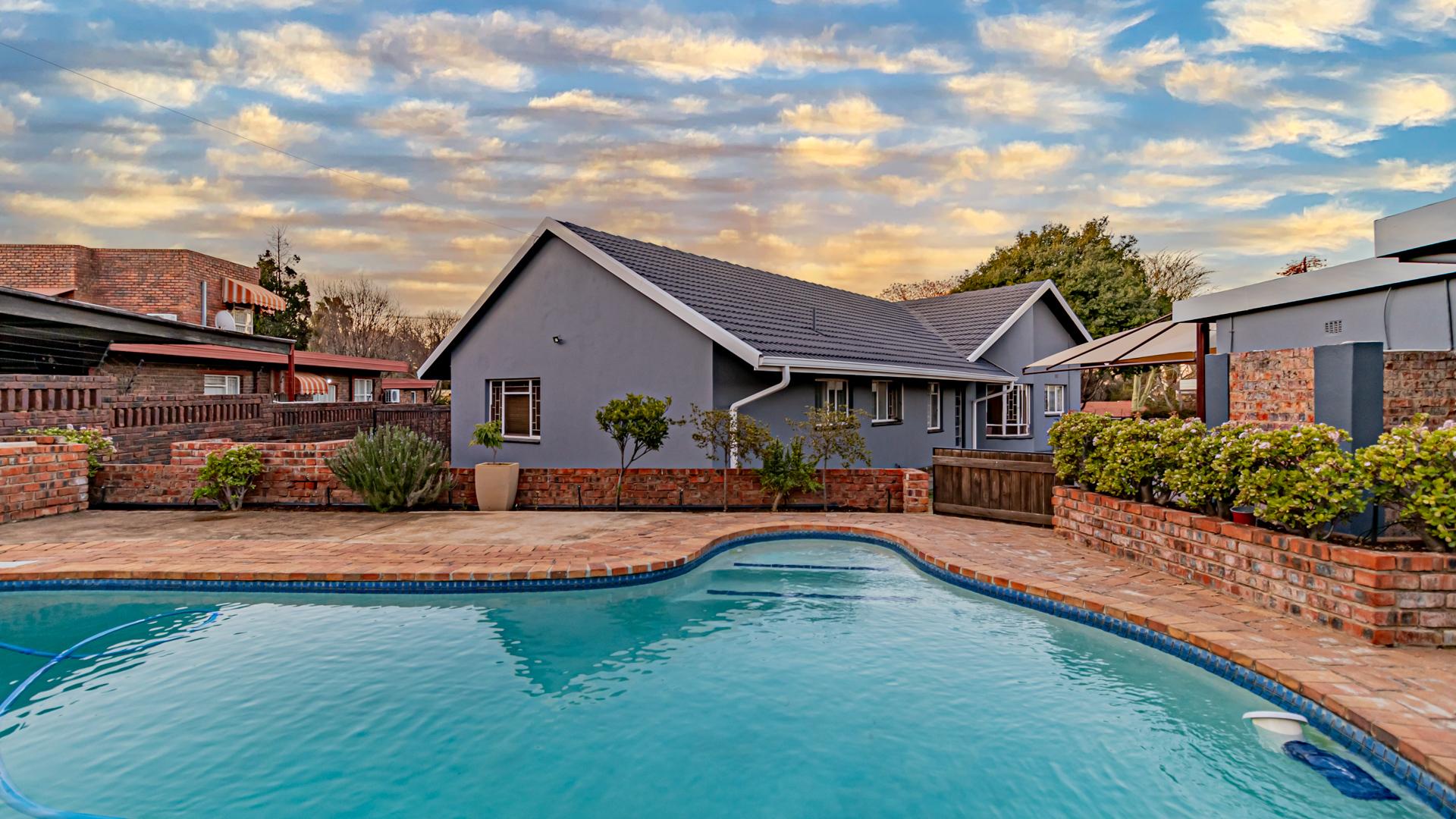 Constantia Park Property : Property and houses for sale in Constantia ...