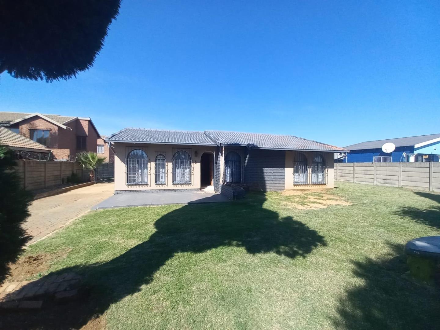 Mayberry Park Property : Property and houses for sale in Mayberry Park ...