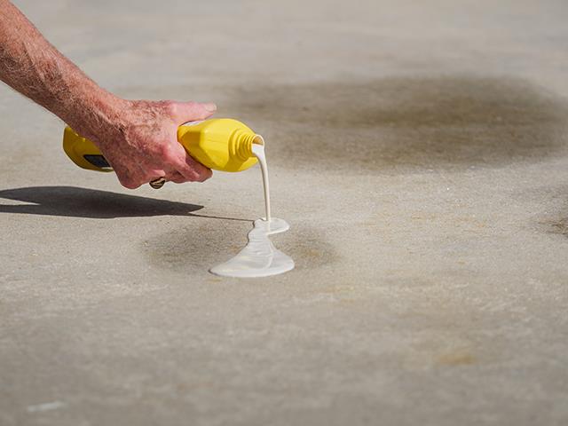 How to remove oil stains from concrete Diy Lifestyle