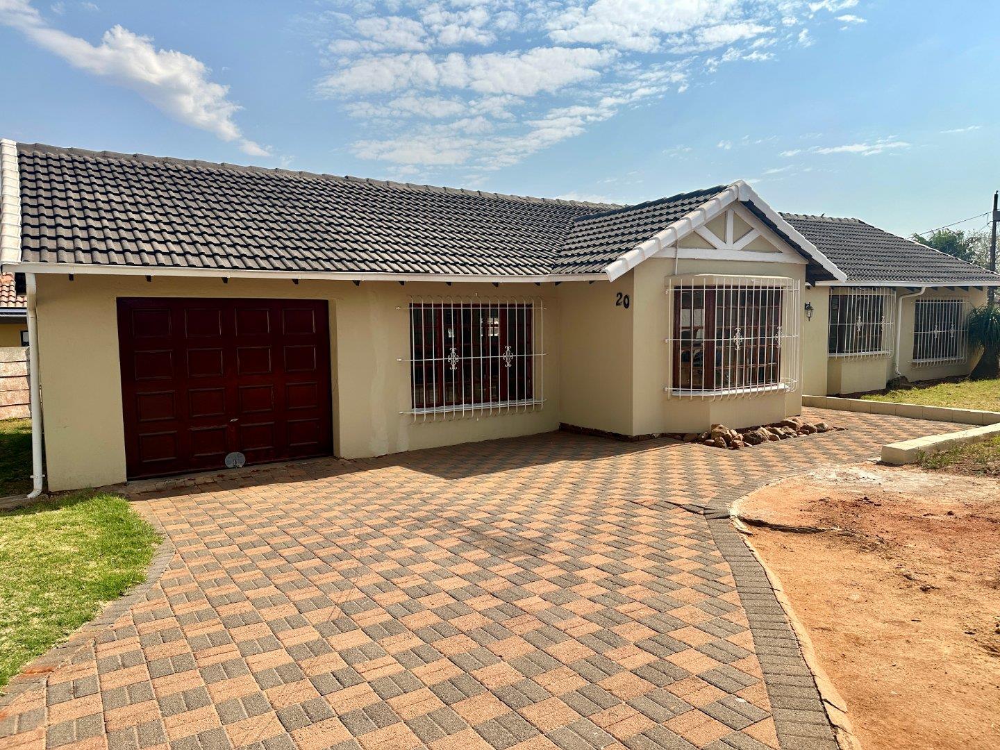 3 Bedroom House for sale in Dalpark - P24-114921662