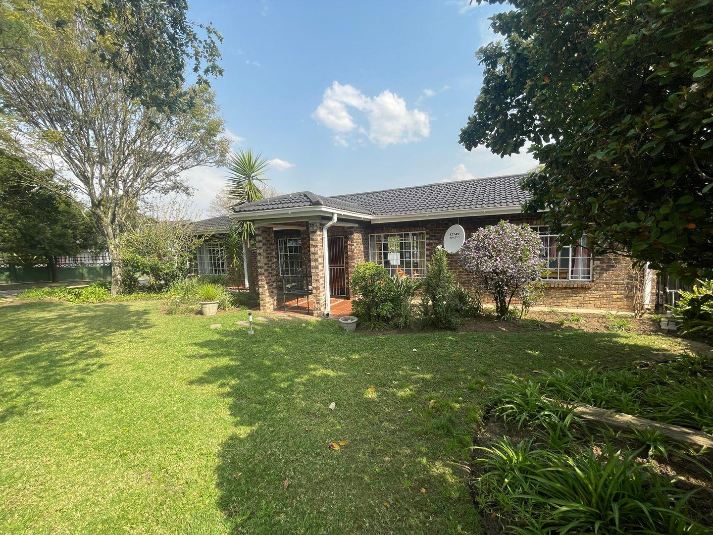 3 Bedroom House for sale in Aviary Hill - P24-114941054