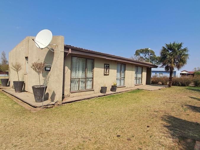 3 Bedroom House for Sale in Tweespruit