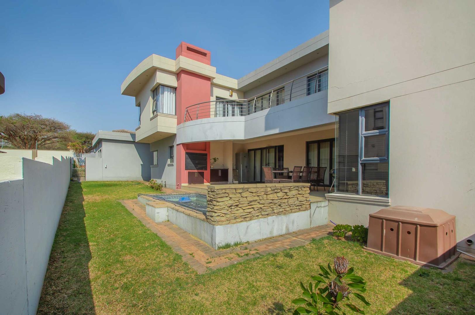 3 Bedroom House for sale in Ruimsig - 144 Peter Road - P24-114945069