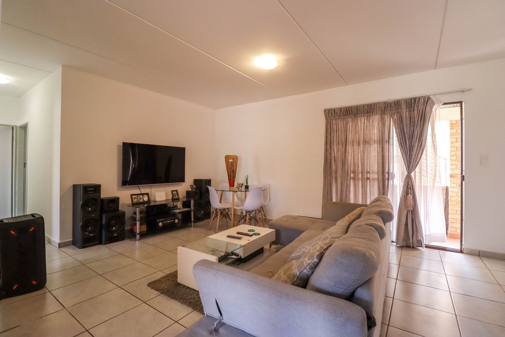 3 Bedroom Apartment / flat for sale in Groblerpark - 57 Summer Gardens ...