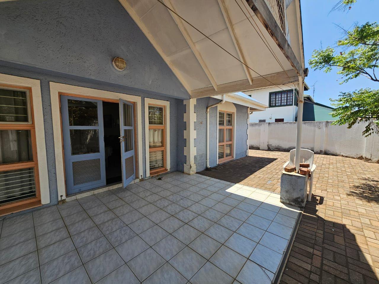 3 Bedroom House for sale in Bendor Village - 41 Le Roy Crescent, Bendor ...