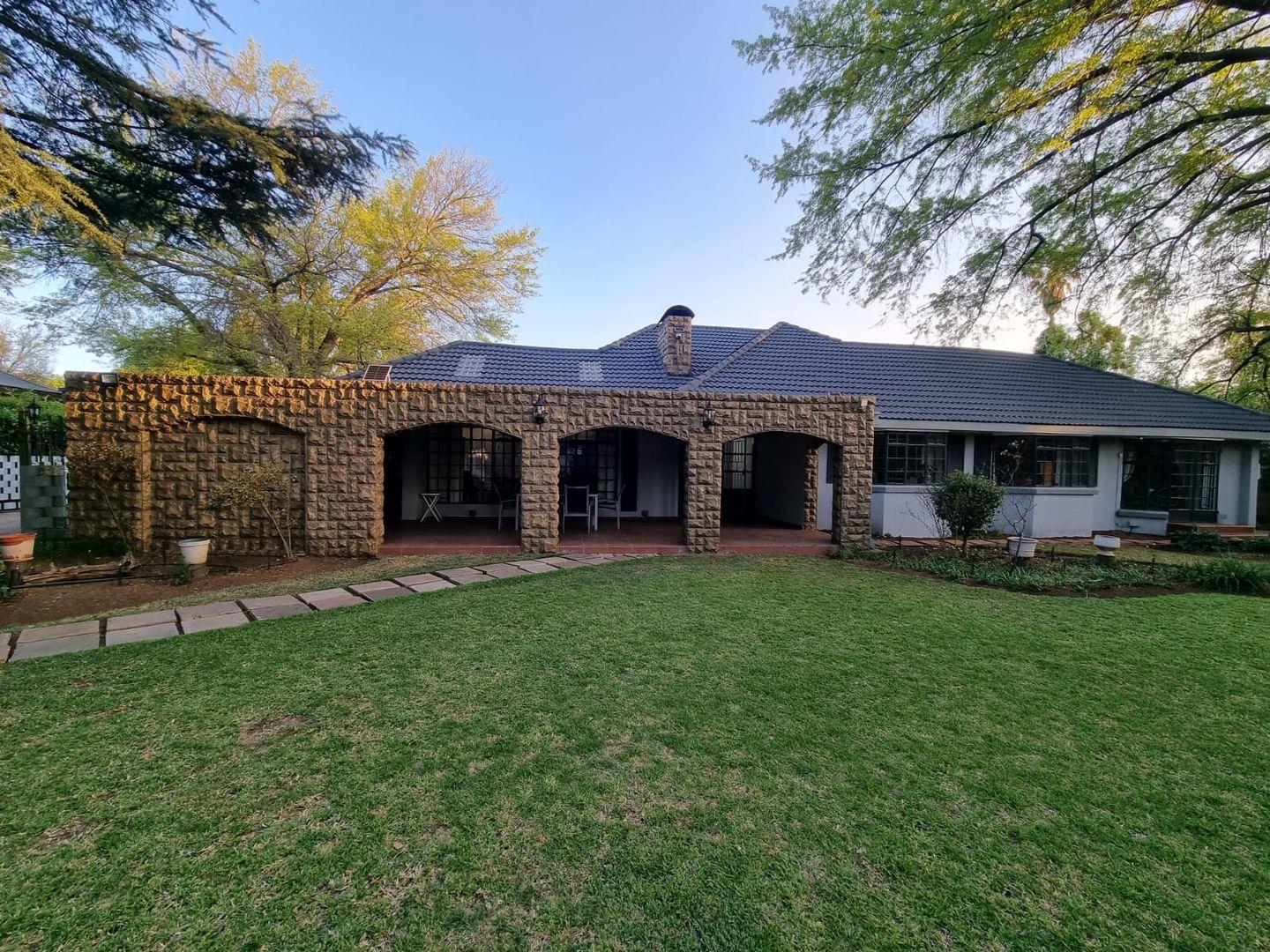 4 Bedroom House for sale in Three Rivers Proper - P24-115023154