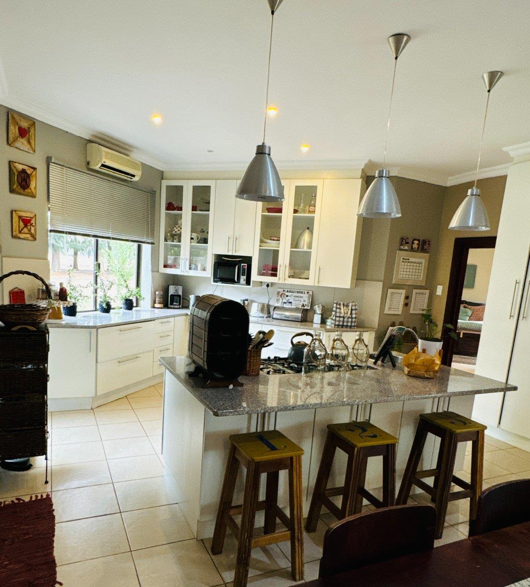 3 Bedroom House for sale in Magersfontein Memorial Golf Estate - 125 ...