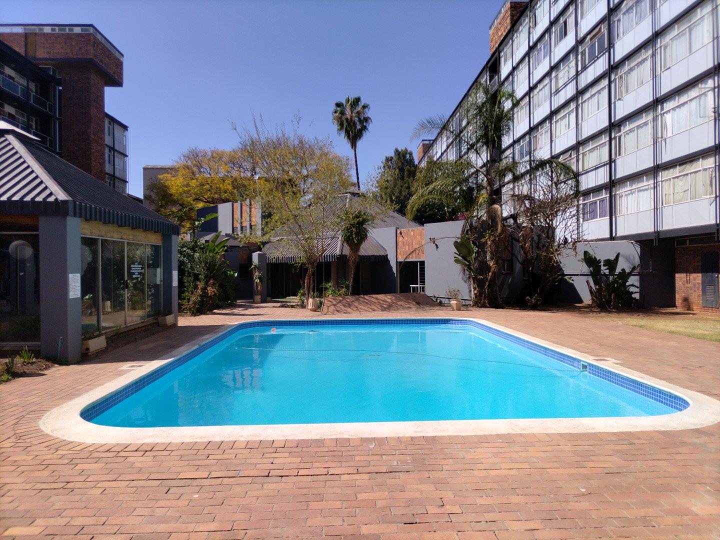 2 Bedroom Apartment / flat for sale in Muckleneuk - 367 Justice Mahomed ...