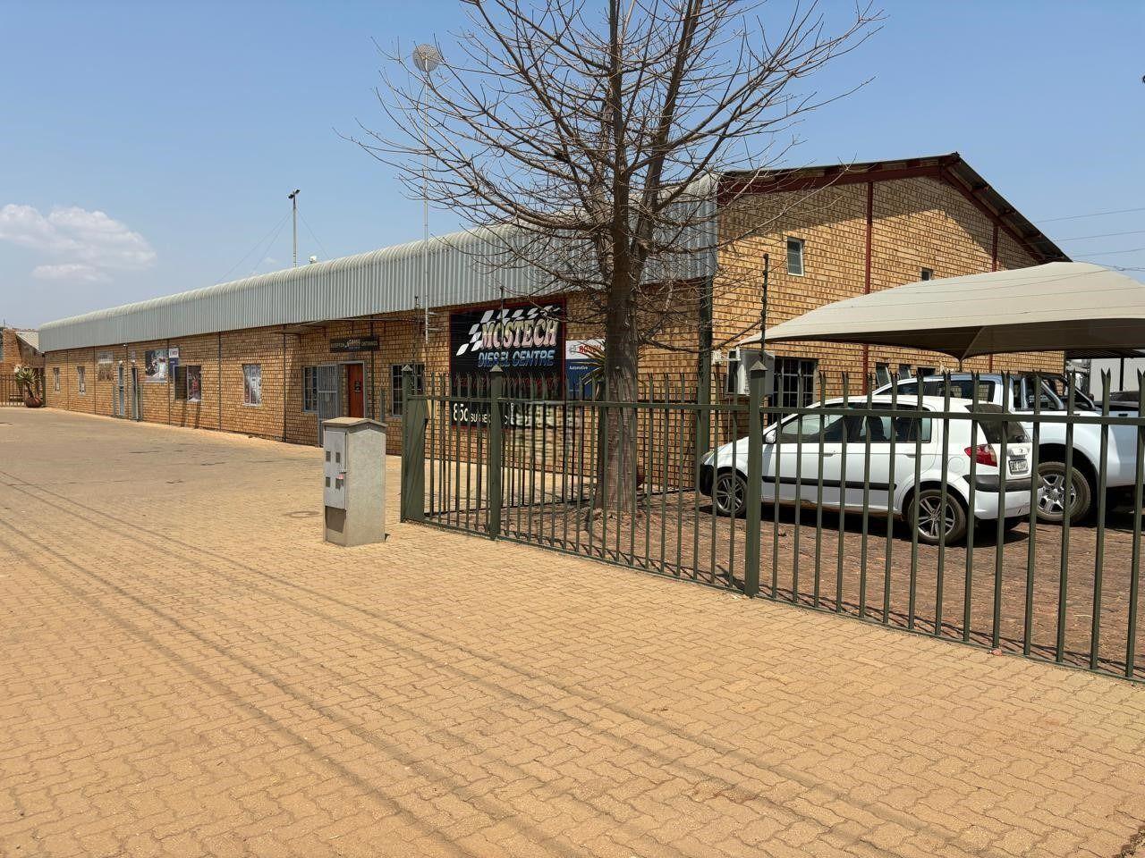 Industrial property for sale in Mokopane Central - P24-115076441