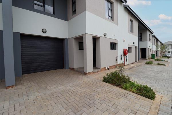 Thatchfield Estate Property : Property and houses for sale in ...