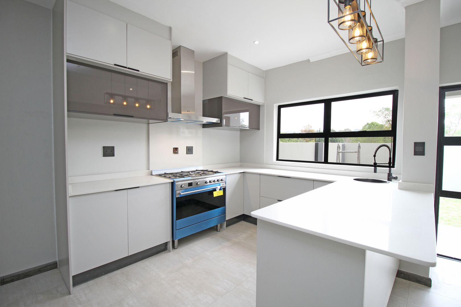 3 Bedroom Townhouse for sale in Bryanston - 6630 Bryanston Drive, 6630 ...