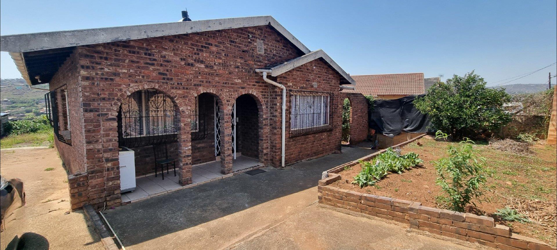 3 Bedroom House for sale in Edendale Q - P24-115176907