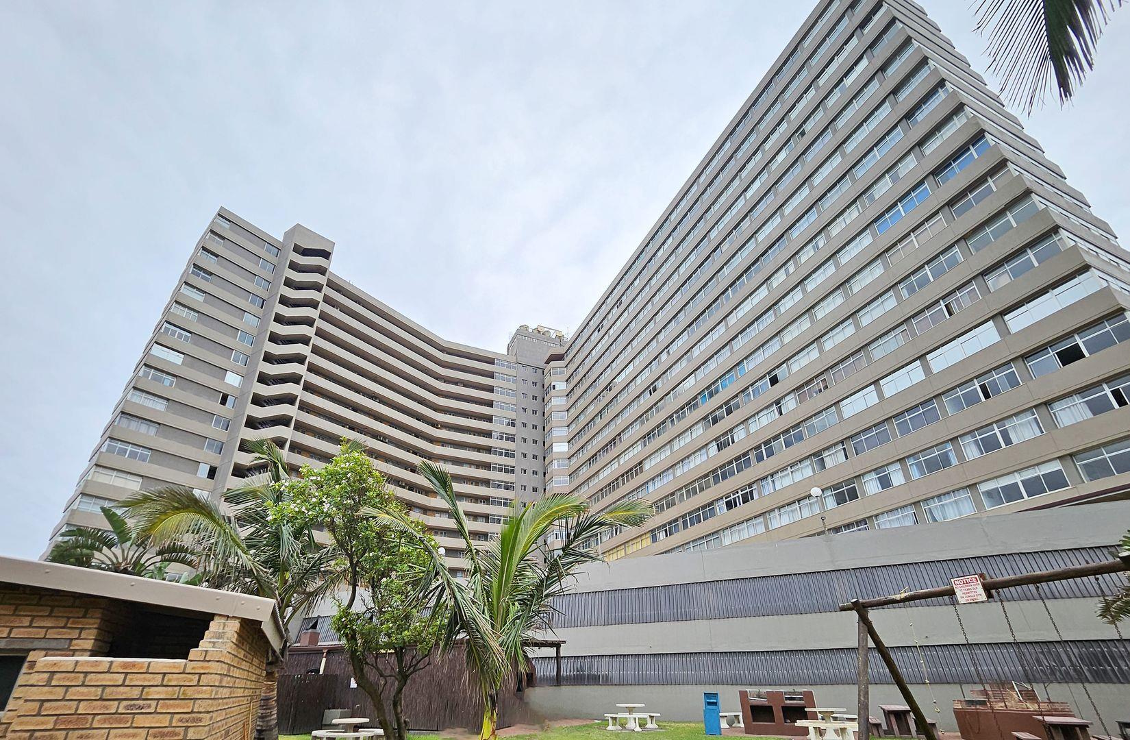 2 Bedroom Apartment / flat for sale in Doonside - P24-115590596