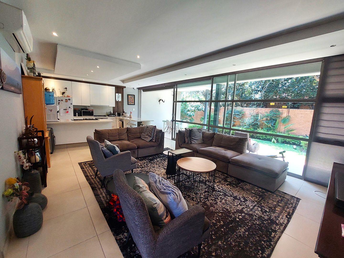 4 Bedroom Townhouse for sale in Baileys Muckleneuk - P24-115265287