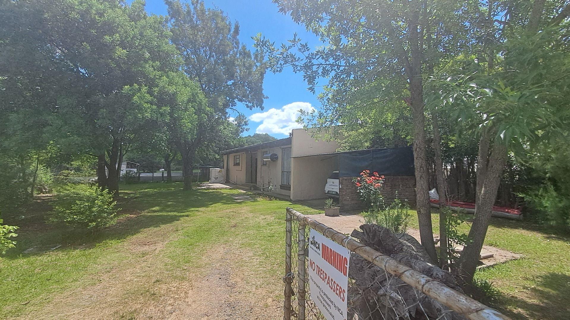 3 Bedroom House for sale in Tweespruit - P24-114941437