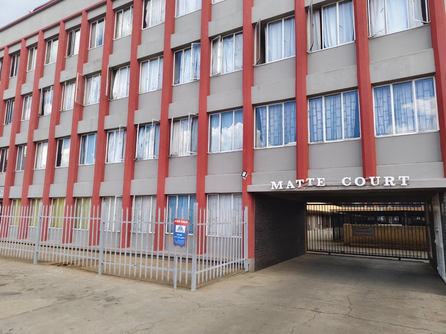 3 Bedroom Apartment / flat for sale in Rustenburg Central - P24-115279932