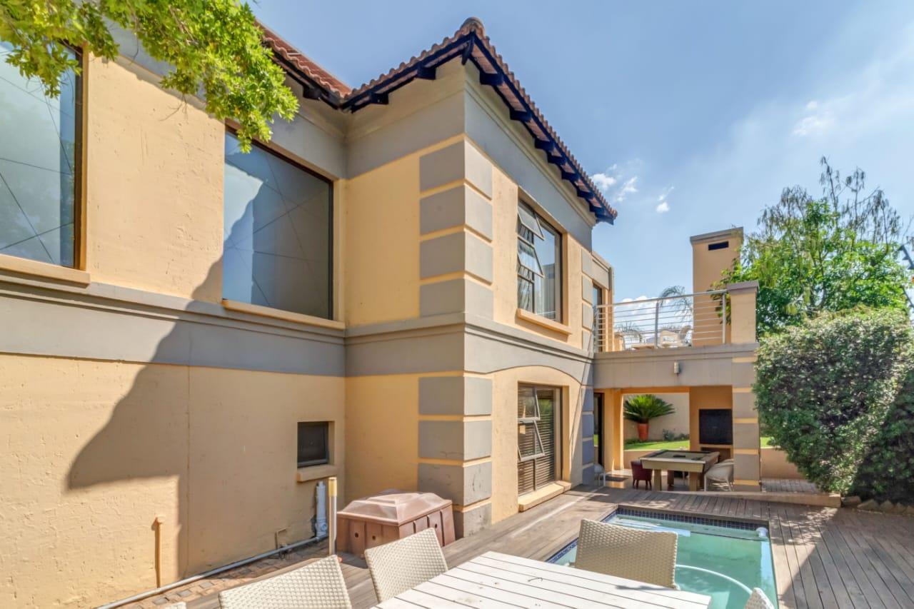 4 Bedroom House for sale in North Riding - 93 Bellairs Drive - P24 ...