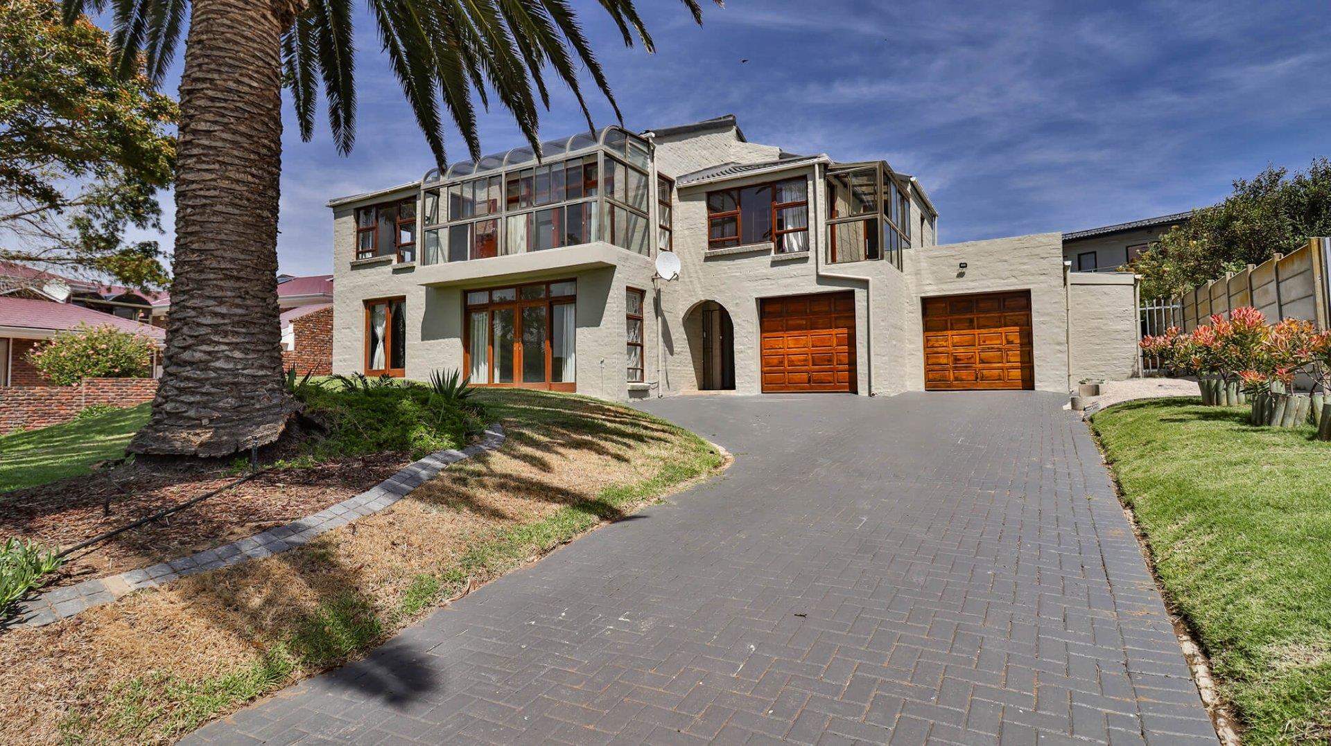 5 Bedroom House for sale in Bayview - P24-115335151